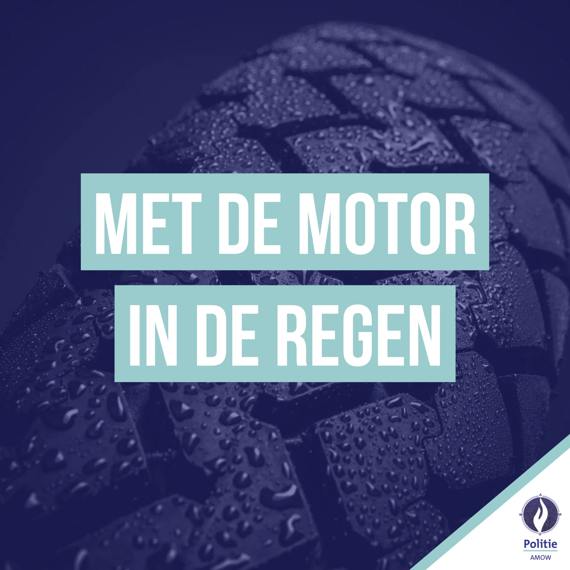 Met de motor in de regen | Lokale Politie AMOW